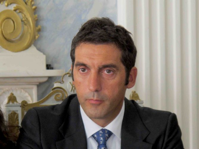 Aosta, la minoranza torna a chiedere le dimissioni dell'Assessore ...