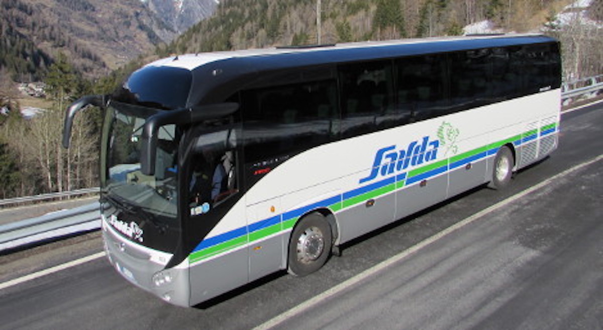 Trasporti, riattivati i bus notturni della linea Aosta-Pont-Saint ...