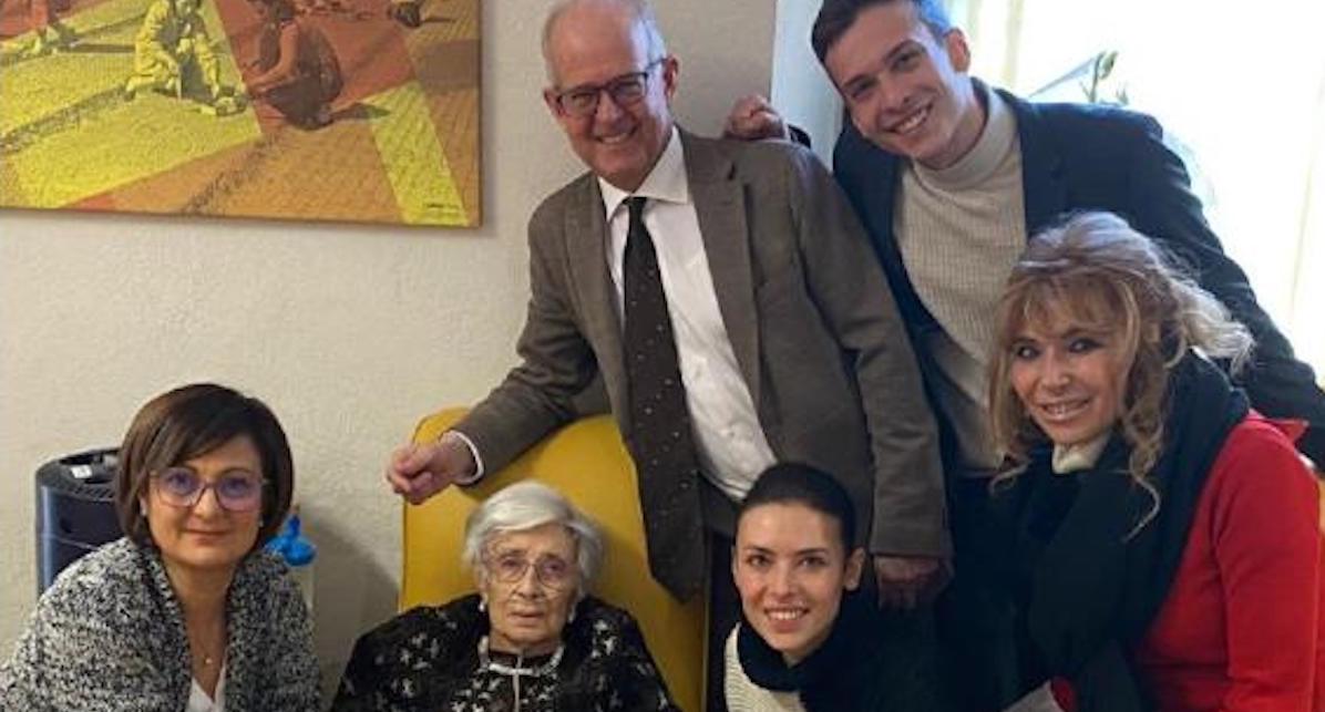 Aosta saluta "Emilietta" Brivio, la sua storica libraia - Aostasera