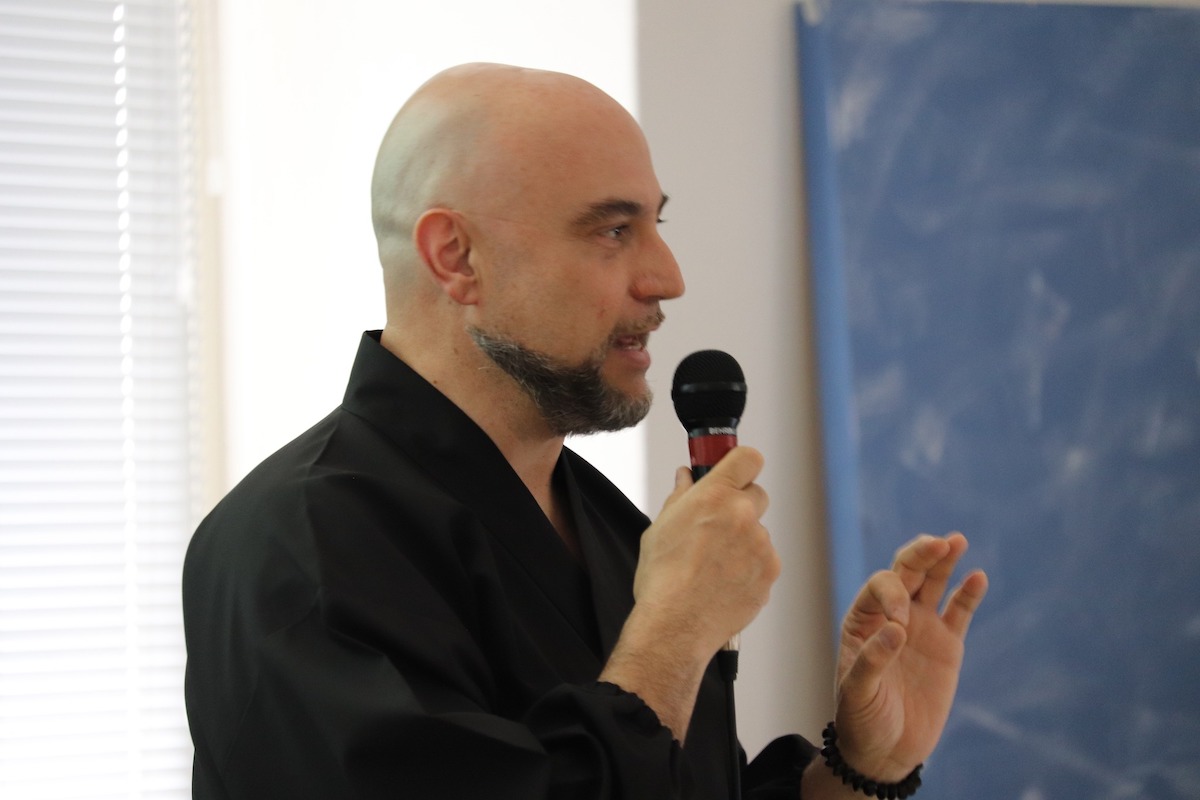 Cosa fare in Valle d'Aosta - Libri, Luca Lenzi Cigliuti presenta ...