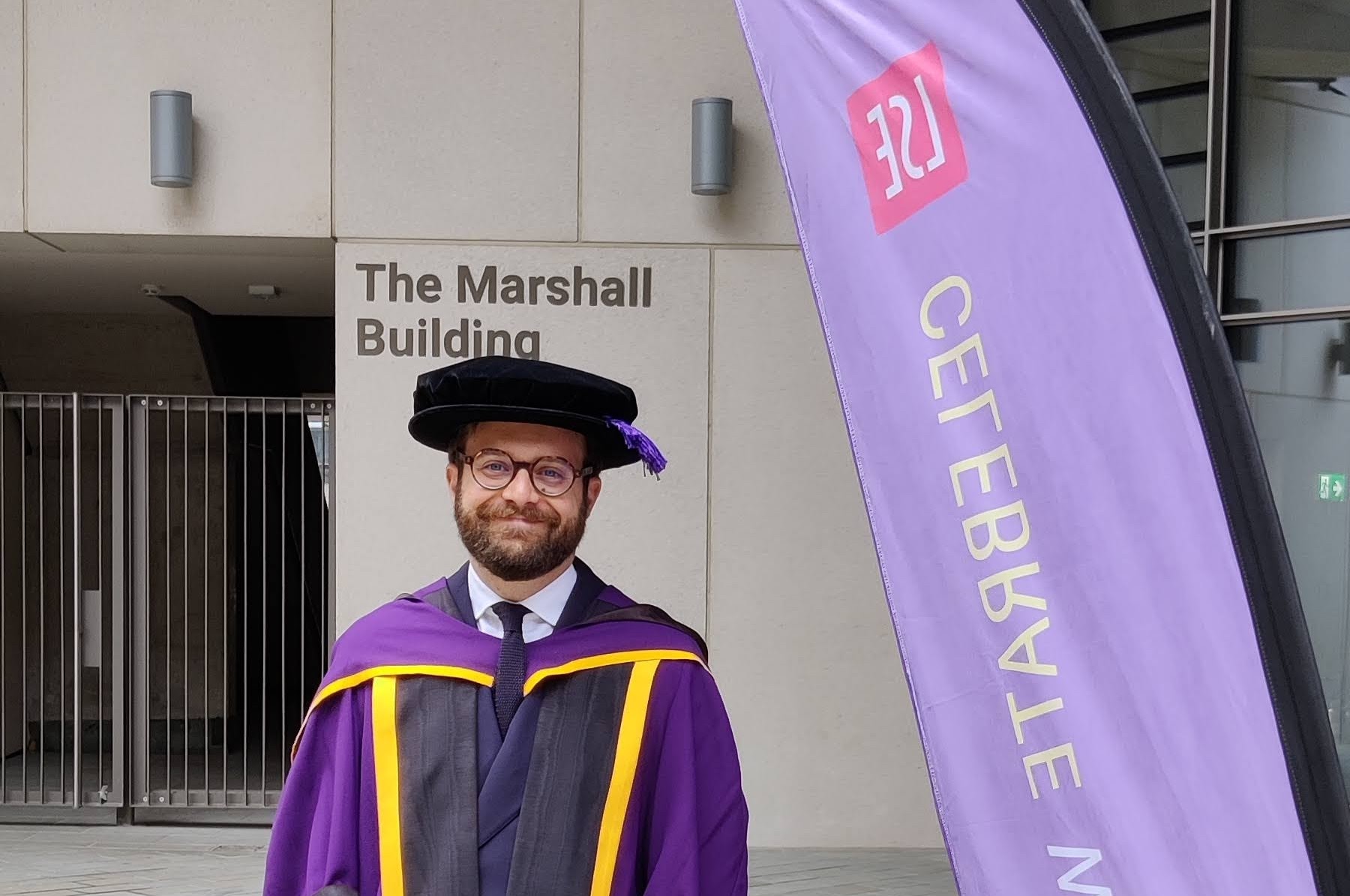 Roger Vicquéry da Arvier alla Banca d'Inghilterra