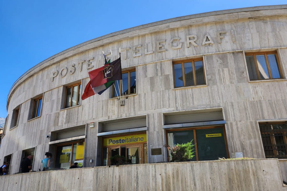 Poste italiane, i documenti per l'Isee 2024 si possono chiedere online